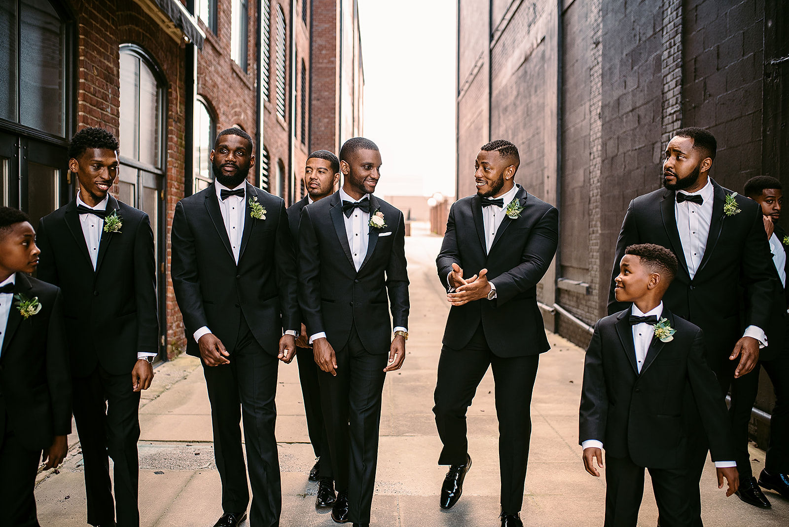 The Ultimate To-Do List For The Groom And His Groomsmen - WeddingStats The Ultimate To-Do List For The Groom And His Groomsmen - WeddingStats