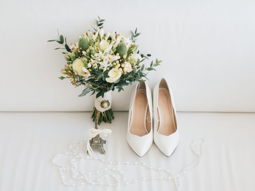 10 Essential Things to Know About Mother of the Bride Attire Etiquette ...