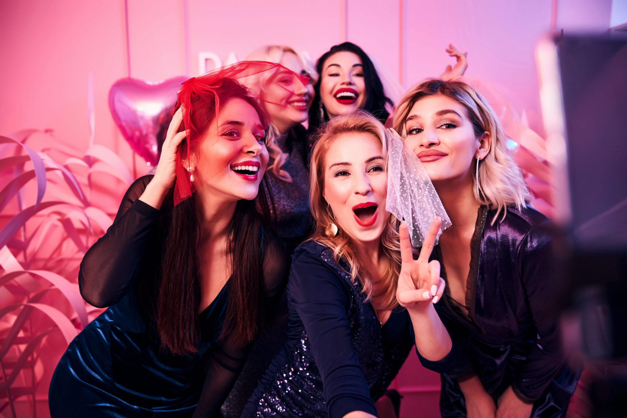Party Like a Royal: How To Do A Hen Night In London (2024) - WeddingStats