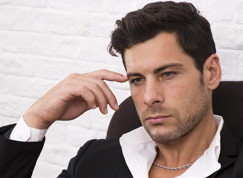 Wedding Day Swag: Styling Your Suit with Silver and Gold Chains (2024 ...