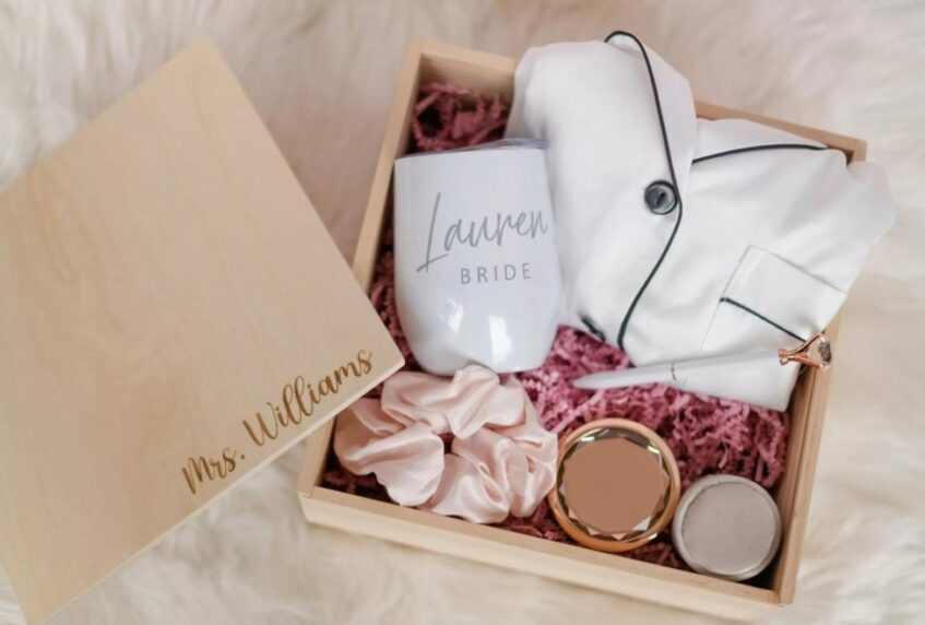 The Perfect Engagement Gift Box Subscription for Brides-to-Be (2024 ...