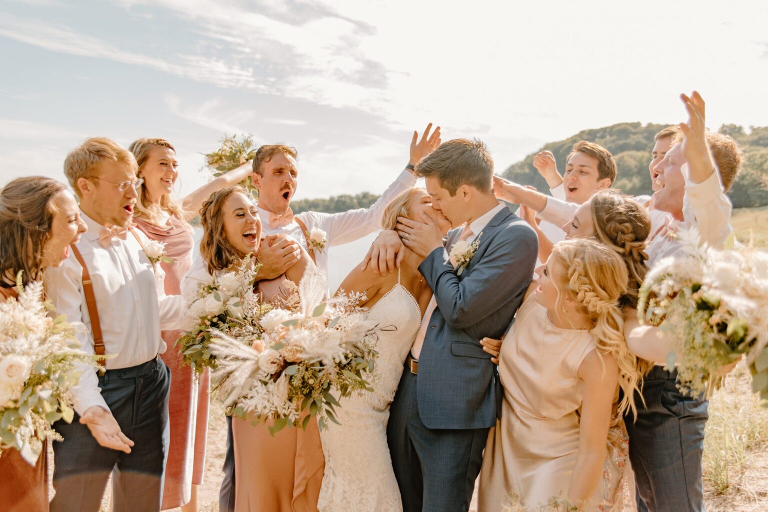 Wedding Party vs. Reception Party: Everything You Need to Know ...