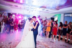 Wedding Party vs. Reception Party: Everything You Need to Know ...
